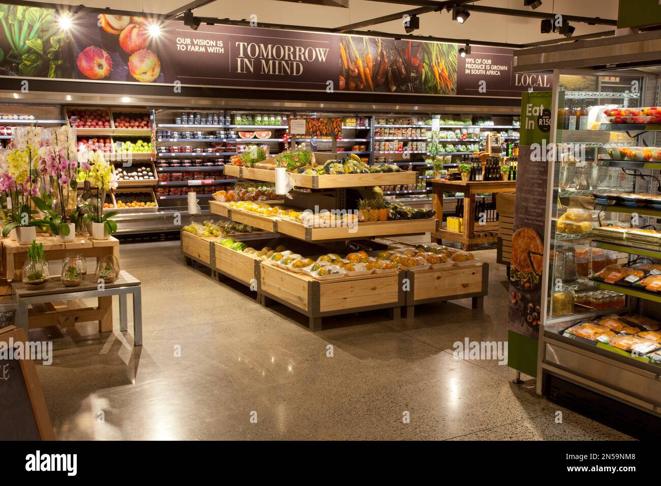 Woolworths groceries at the Woolies foodmarket, Table Bay Mall Stock ...