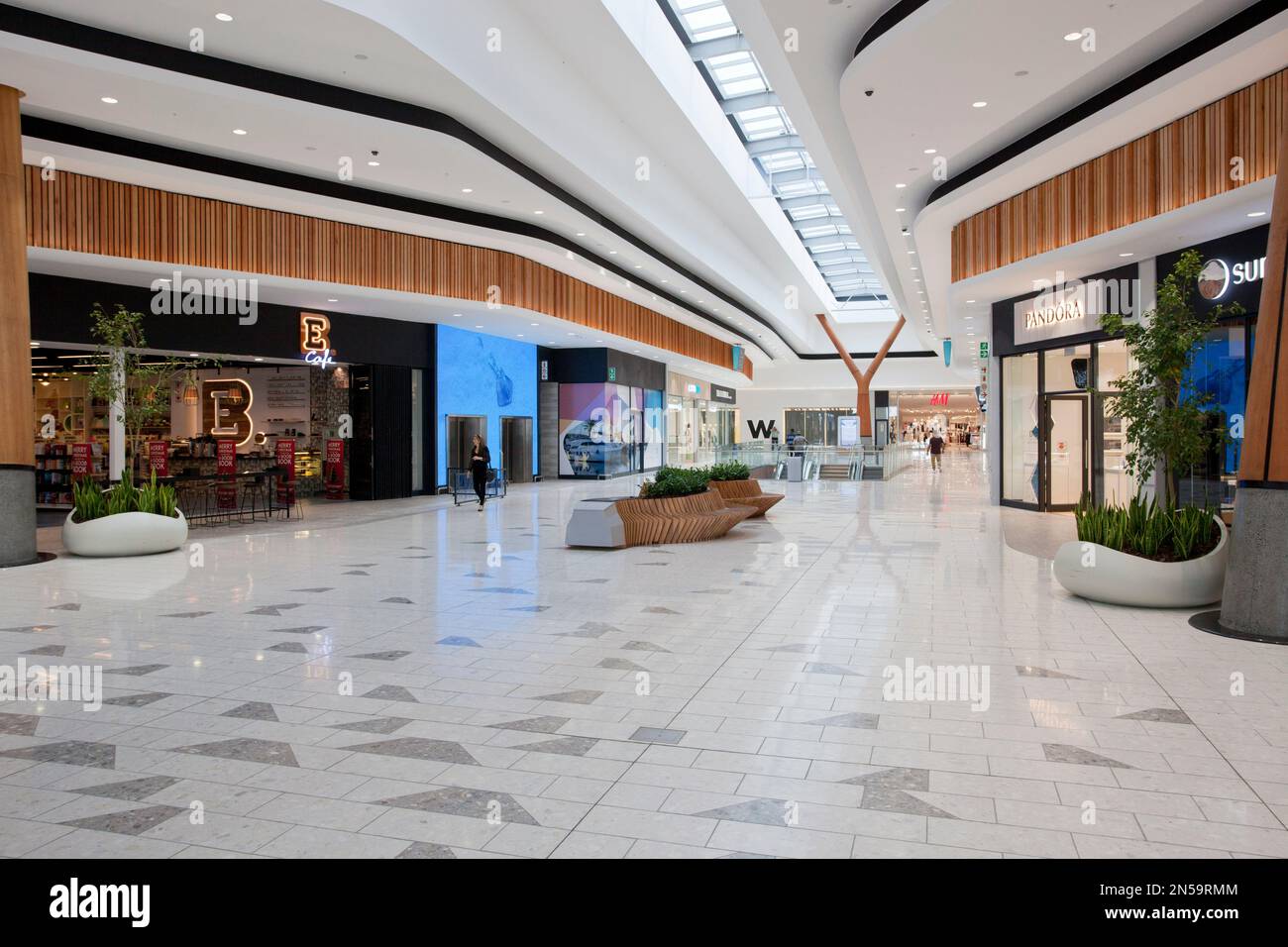 South africa mall restaurants hi-res stock photography and images - Alamy