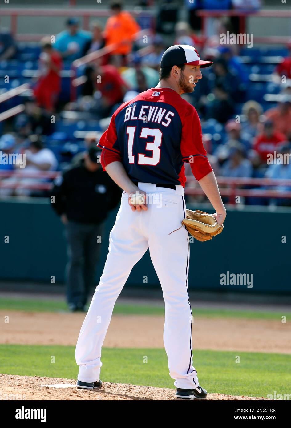Washington Nationals relief pitcher Jerry Blevins (13) throws in a ...
