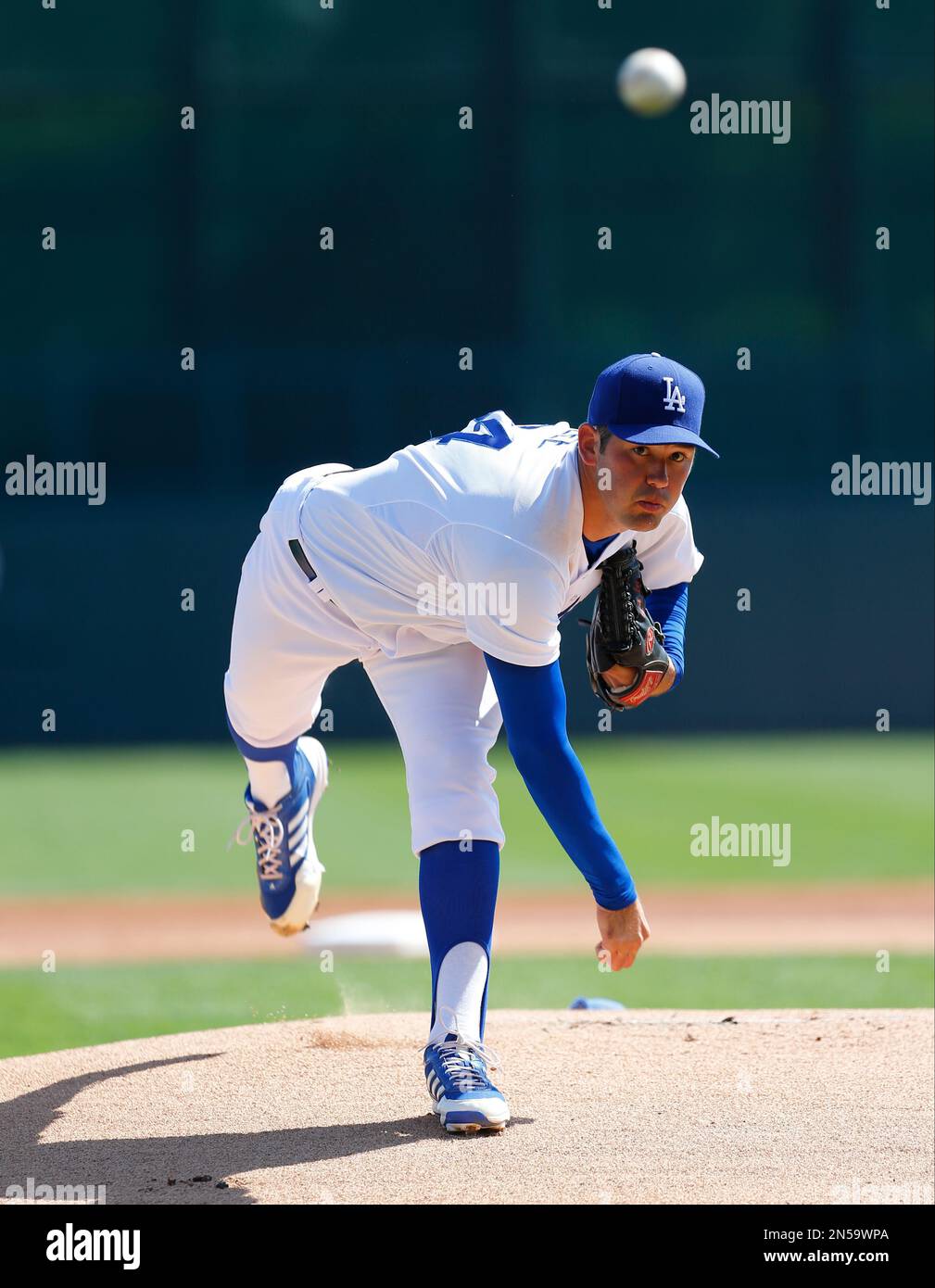Los Angeles Dodgers pitcher Zach Lee throws against the Texas Rangers ...
