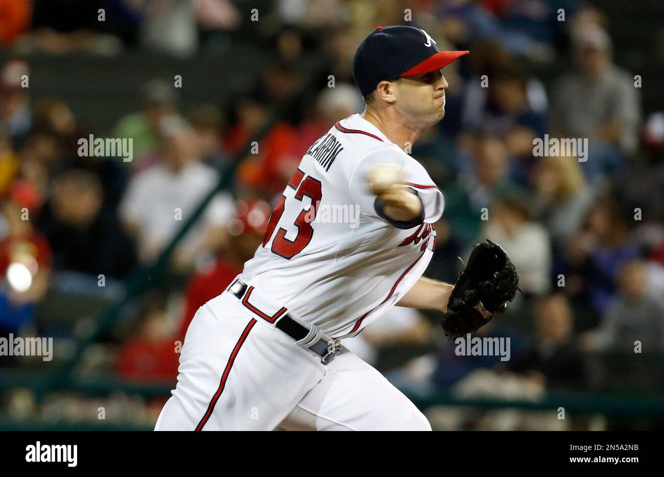 Atlanta Braves relief pitcher Cory Gearrin (53) throws in a spring ...