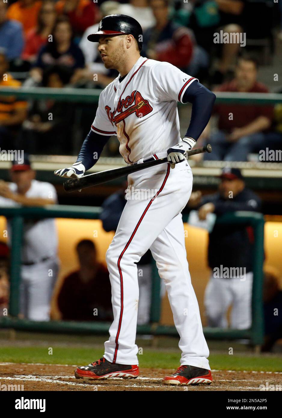 Atlanta Braves first baseman Freddie Freeman (5) bats in a spring ...