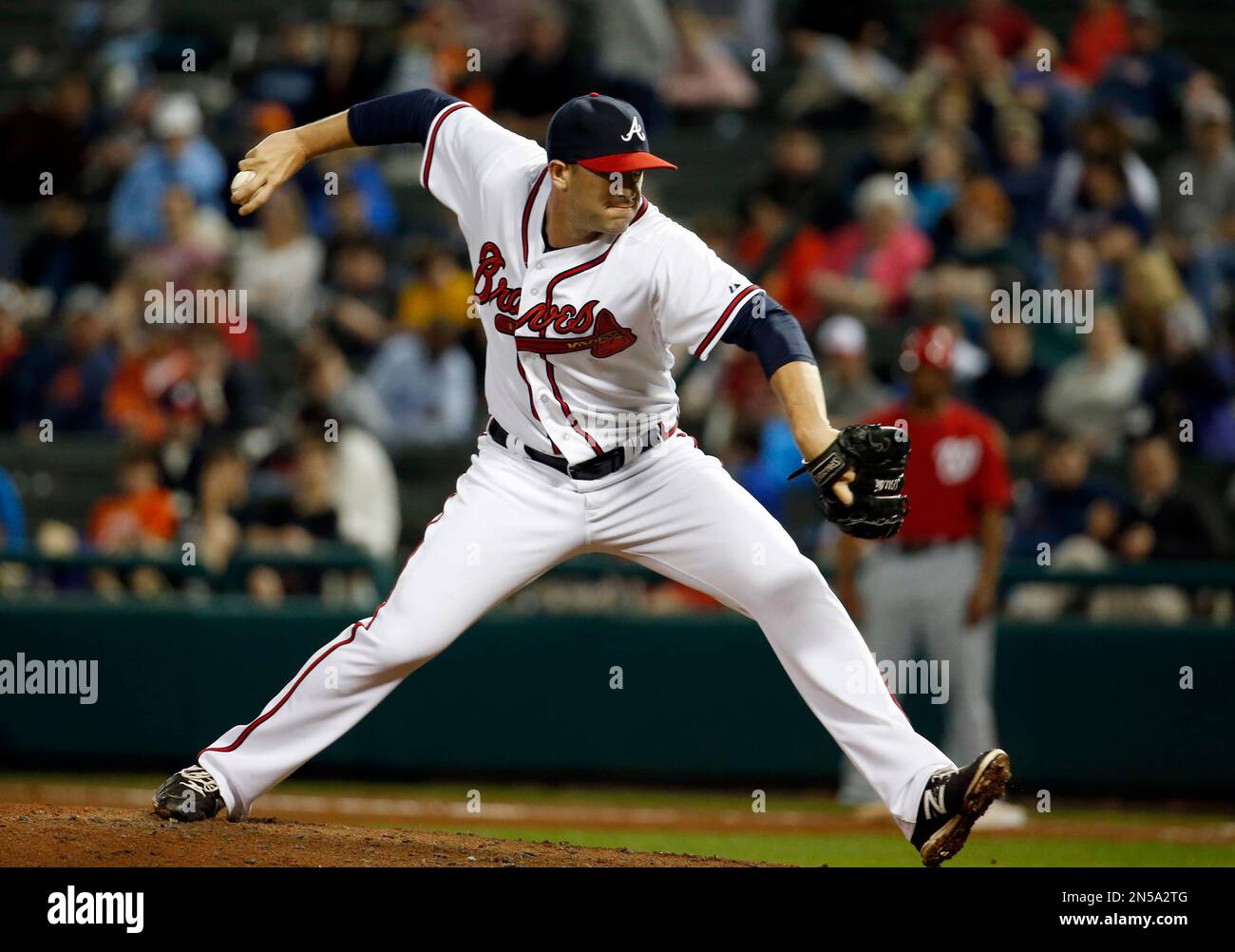 Atlanta Braves relief pitcher Cory Gearrin (53) throws in a spring ...