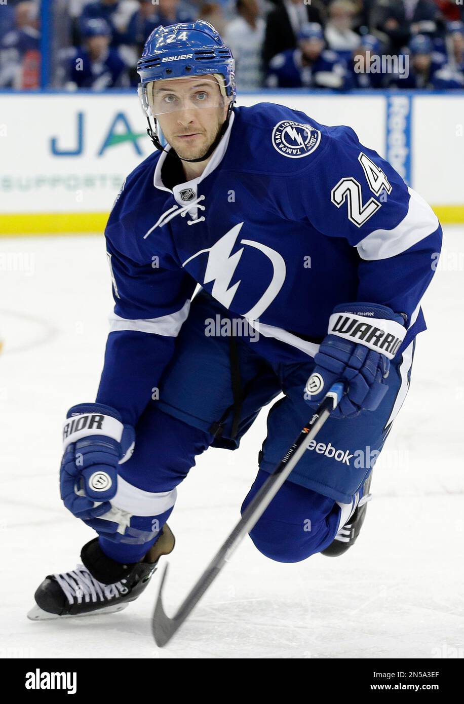 Tampa Bay Lightning right wing Ryan Callahan (24) against the Buffalo ...