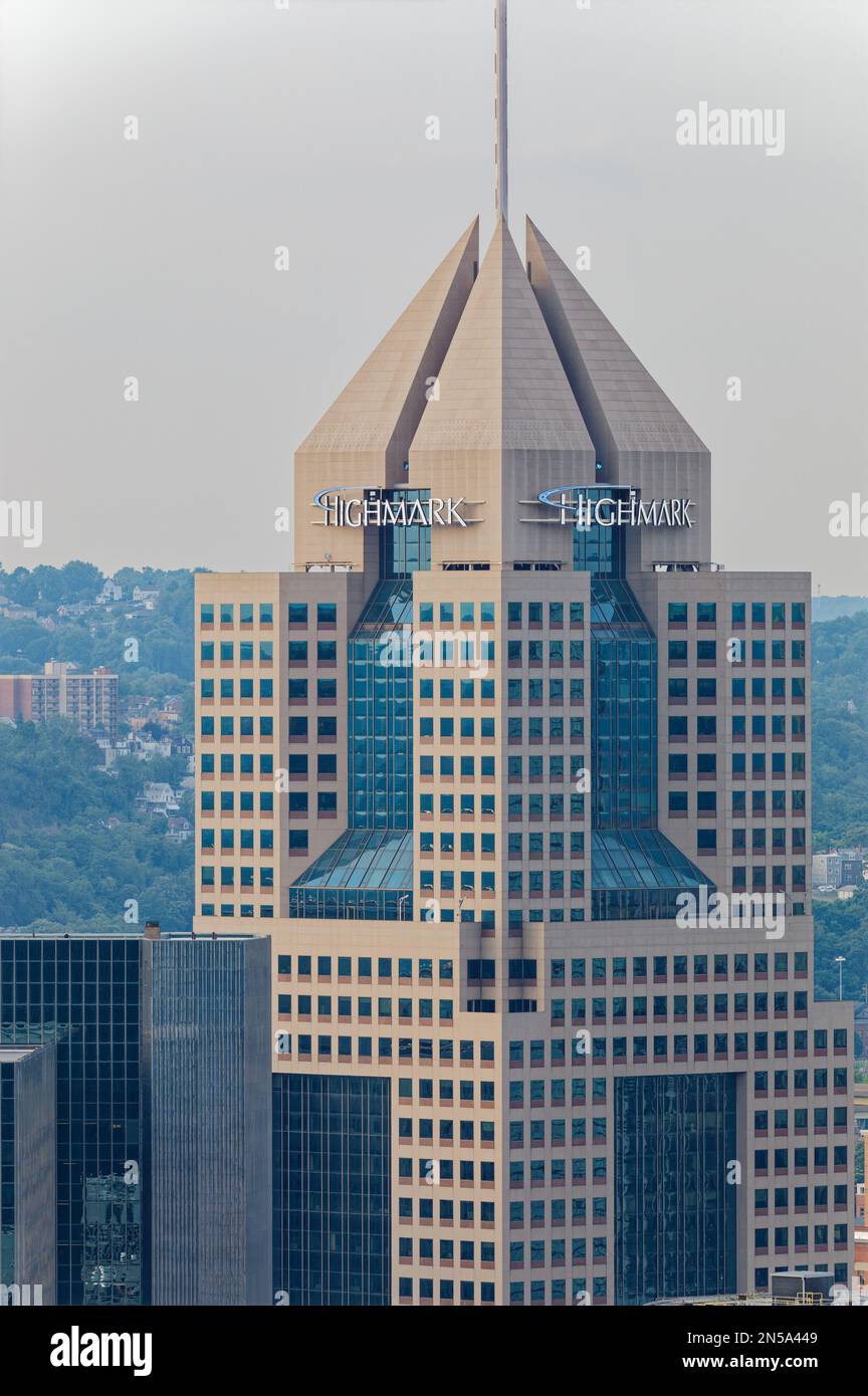Pittsburgh Downtown: Granite-and-glass-clad Fifth Avenue Place, with ...