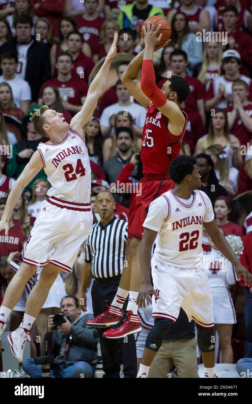 Indiana's Jeff Howard (24) tries to block the shot of Nebraska’s Walter ...