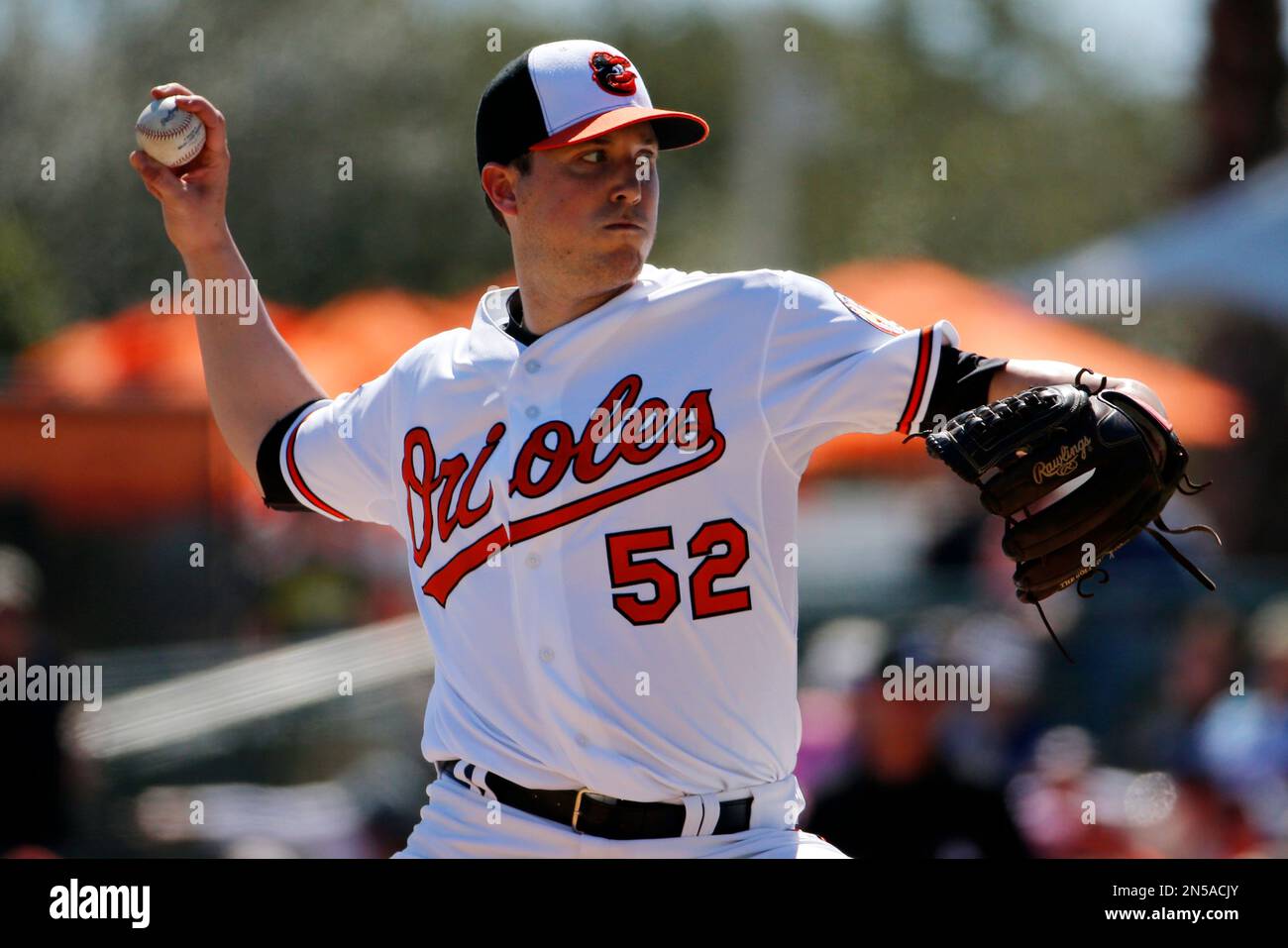 Baltimore Orioles relief pitcher Steve Johnson throws during an ...