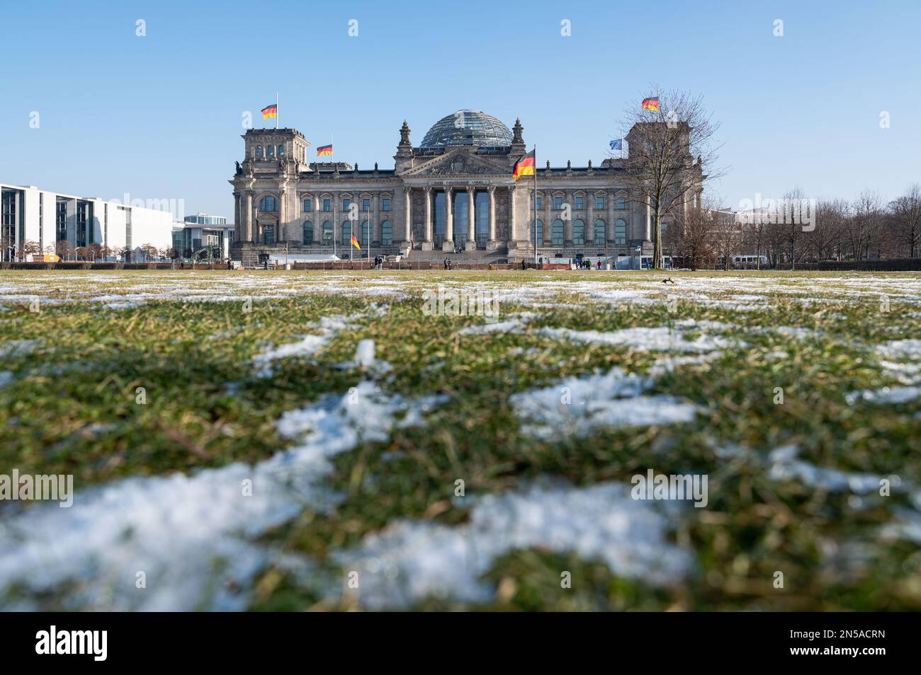 08.02.2023, Berlin, Germany, Europe - Melting snow covers the Republic Square (Platz der ...