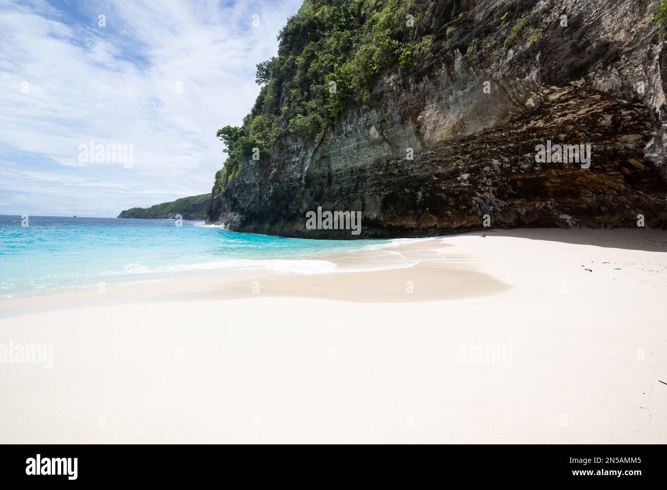Beaches in nusa penida hi-res stock photography and images - Alamy