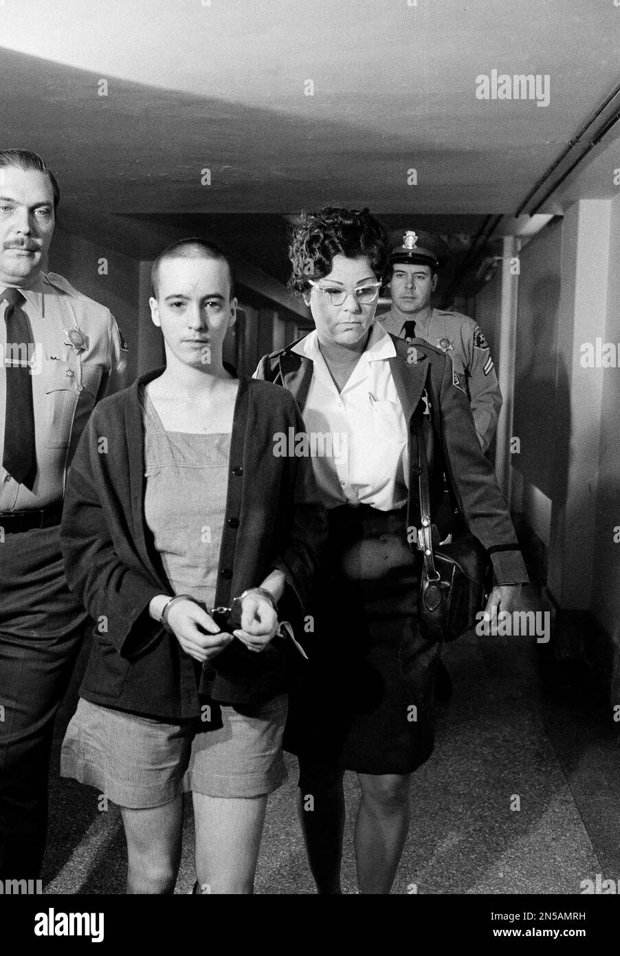 Susan Atkins, a member of the Charles Manson "family", appears in court ...