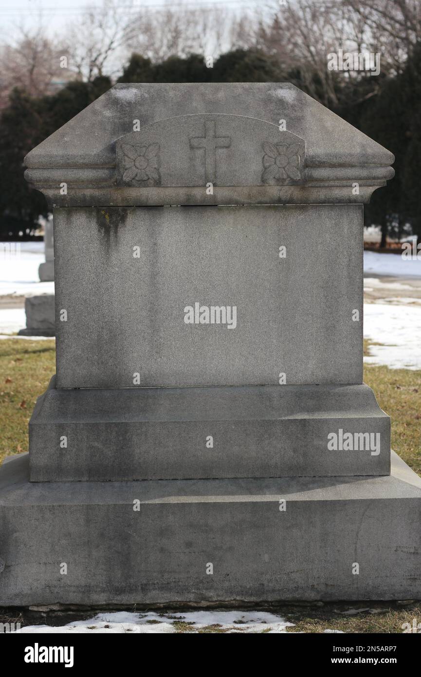 Blank anonymous write in tombstrone with room for text Stock Photo - Alamy