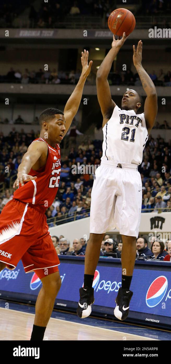Pittsburgh's Lamar Patterson (21) shoots over North Carolina State's ...