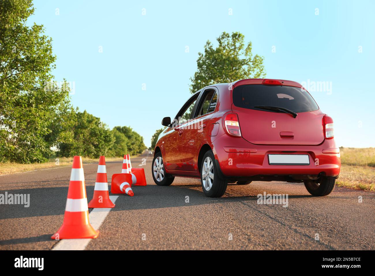 Failed driving test hi-res stock photography and images - Alamy
