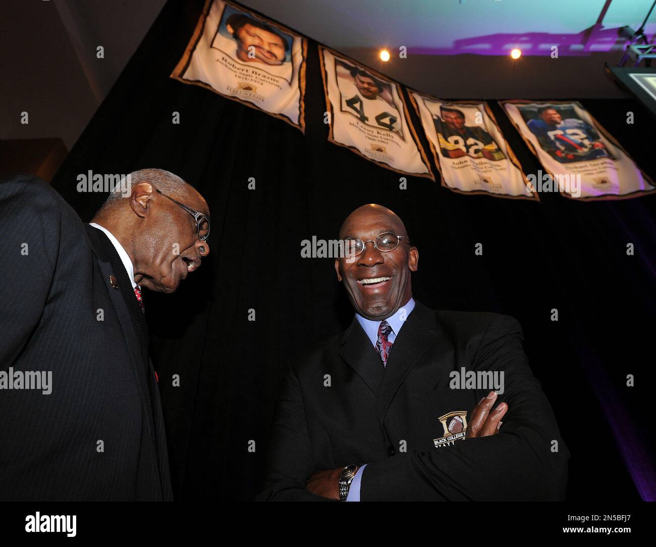 Alabama A&M's John Stallworth, right, huddles with Cleveland Browns ...