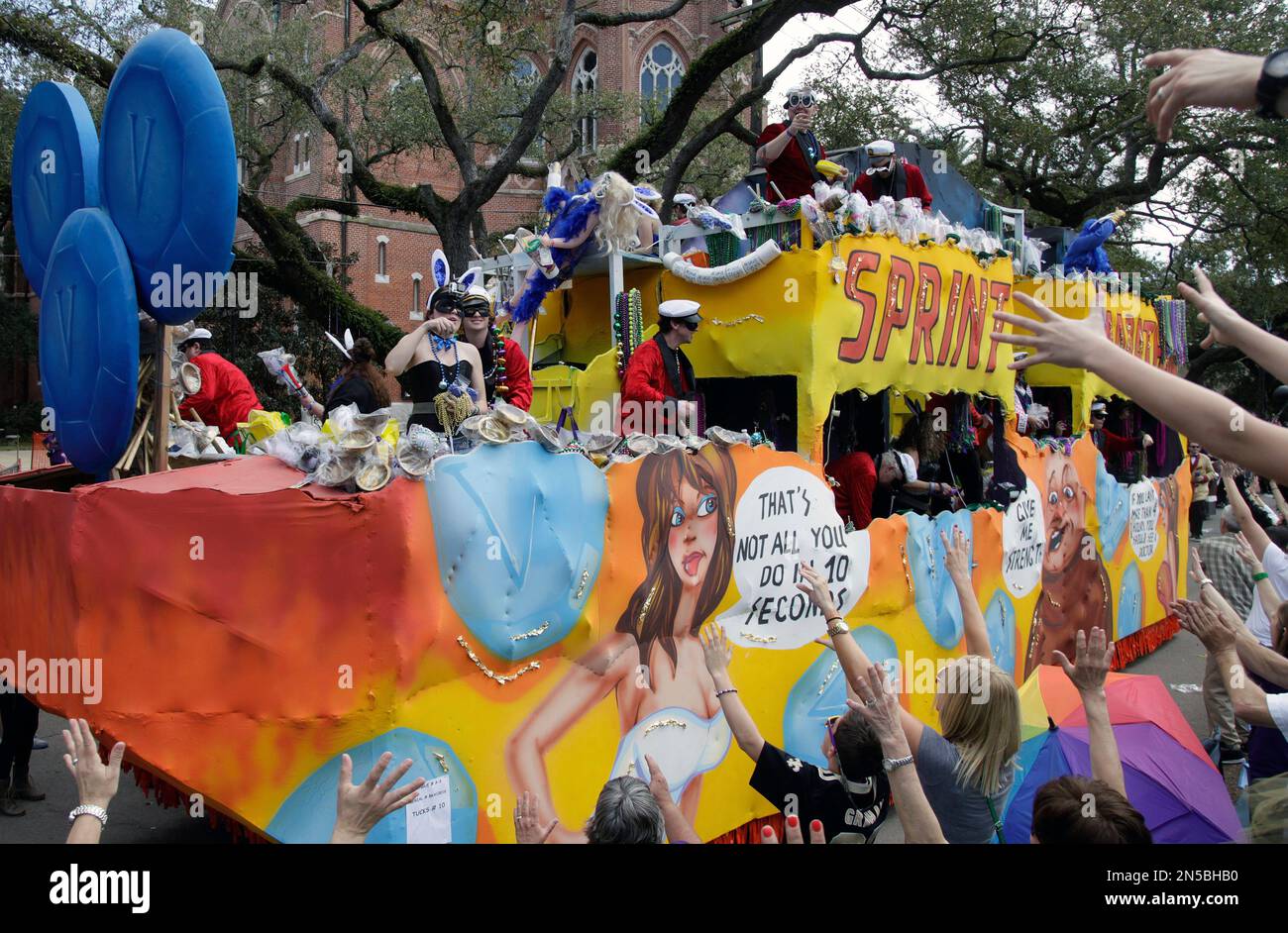 One of the floats in the Tucks Mardi Gras parade makes its way through ...