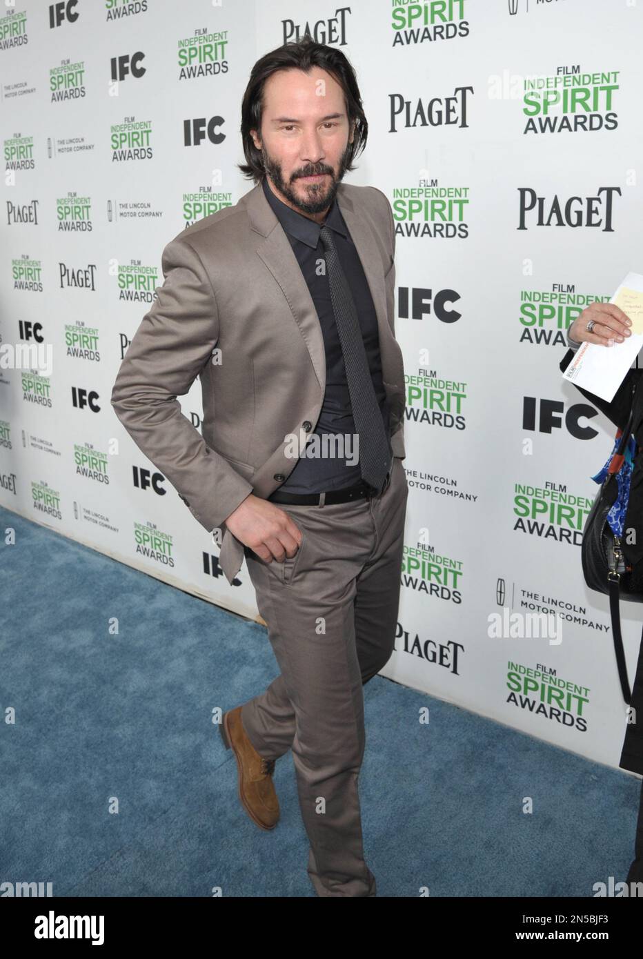 Keanu Reeves arrives at the 2014 Film Independent Spirit Awards, on ...