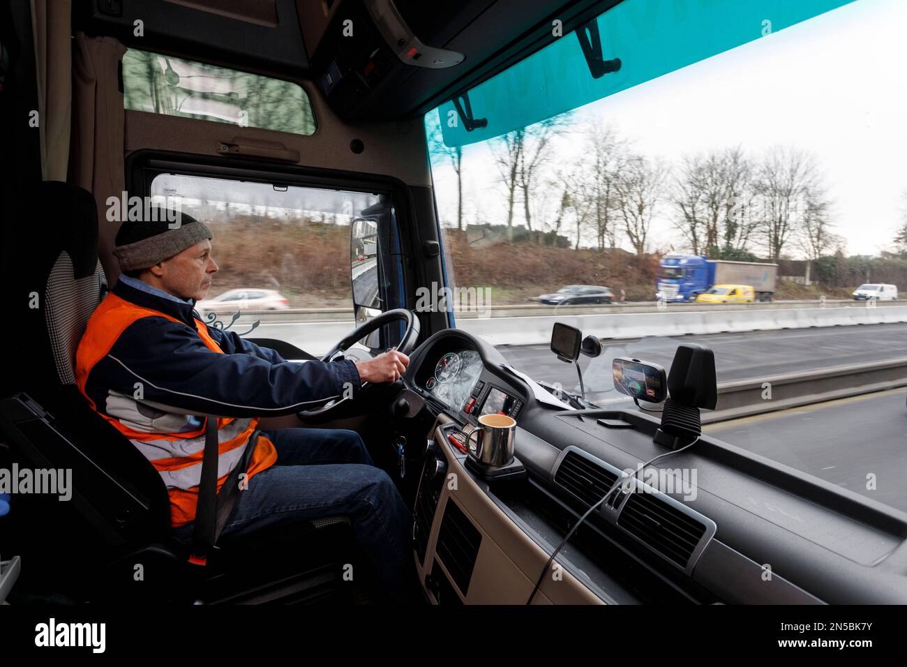 Transport lorry cab interior hi-res stock photography and images - Alamy