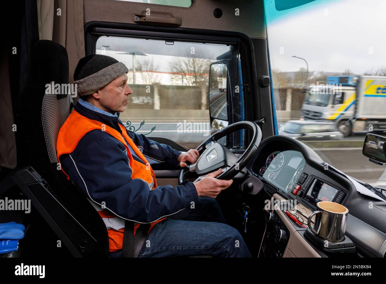 Transport lorry cab interior hi-res stock photography and images - Alamy