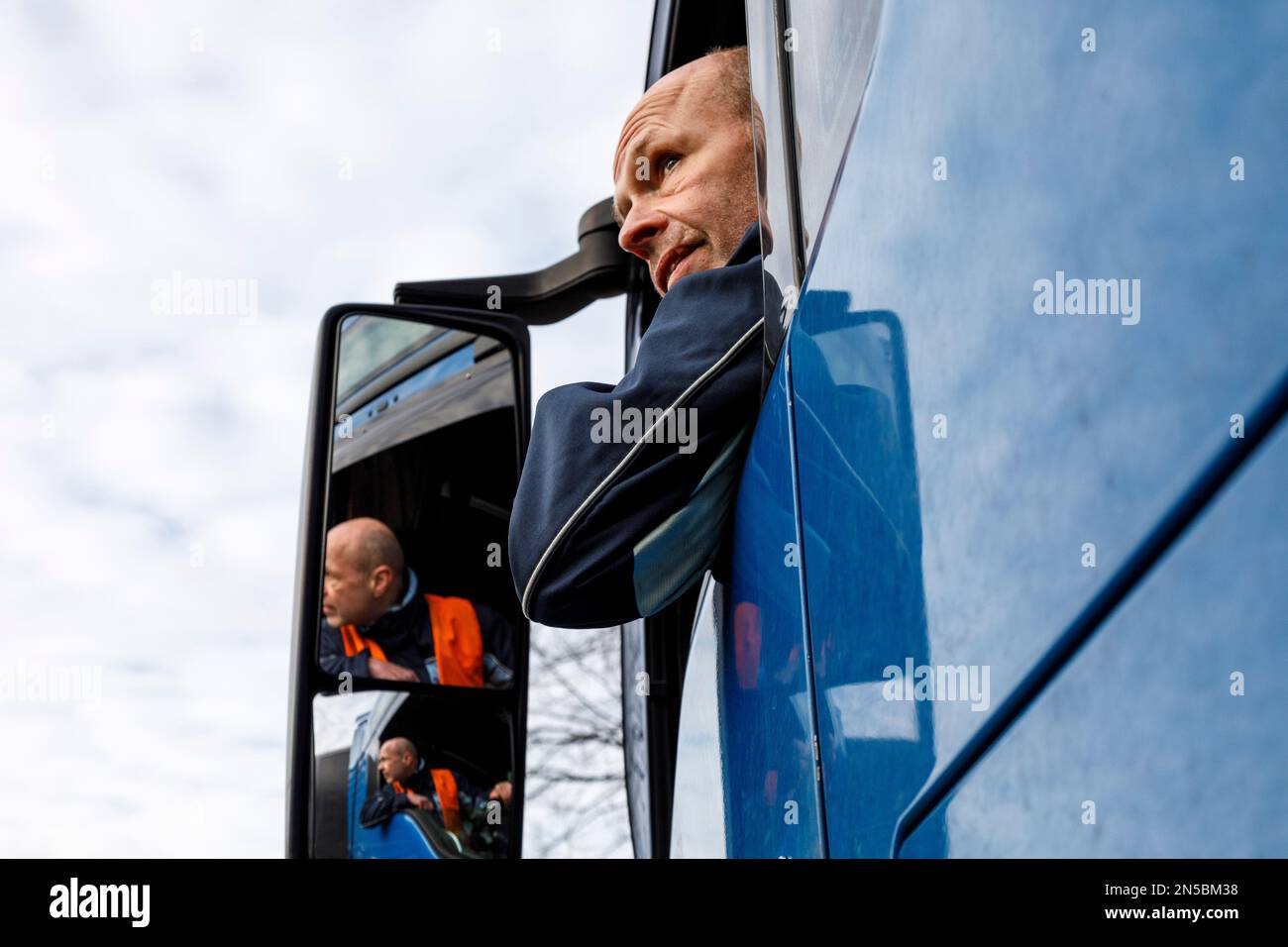 Truck mirror hi-res stock photography and images - Alamy