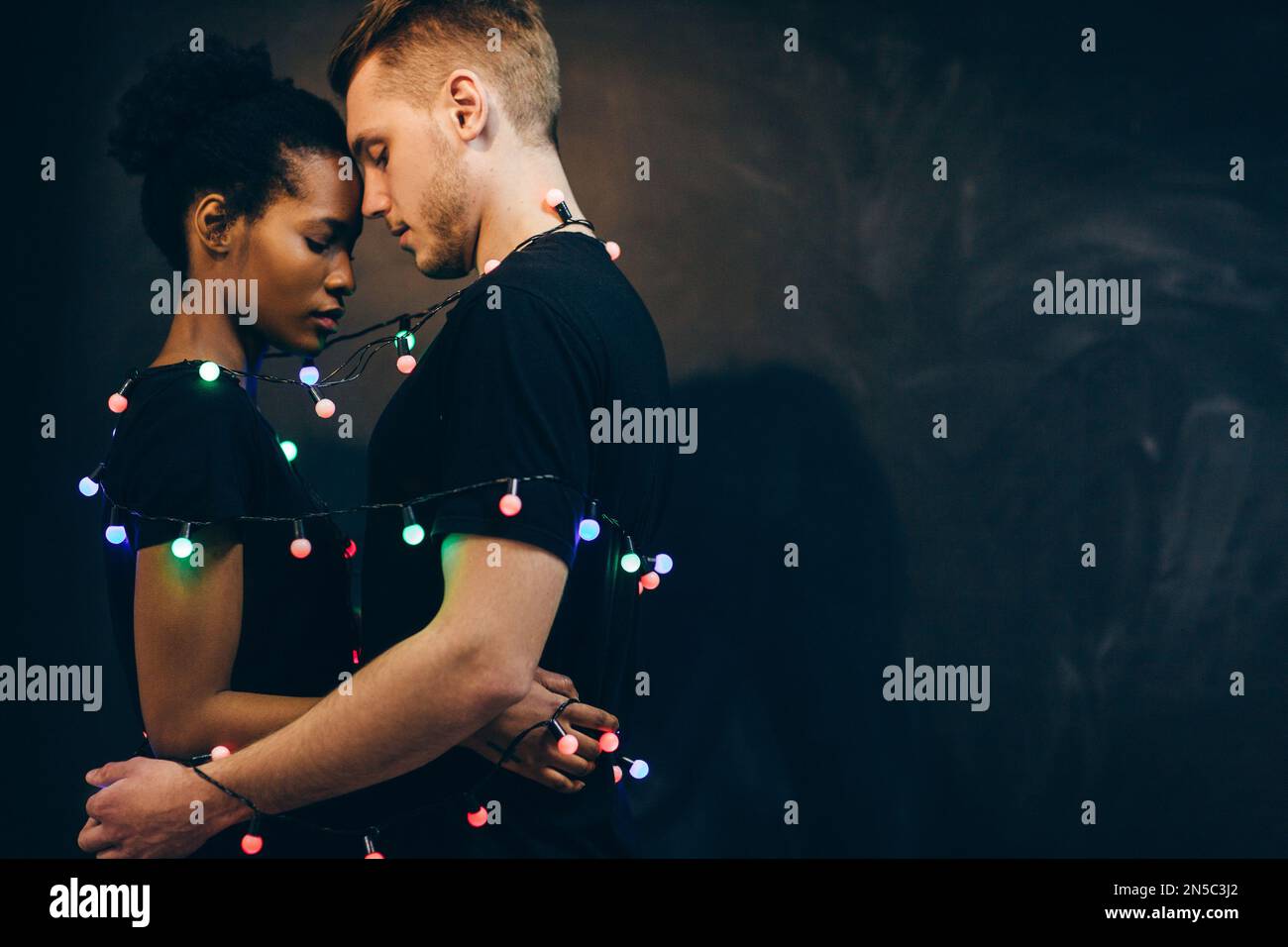 Man woman couple tied together hi-res stock photography and images - Alamy