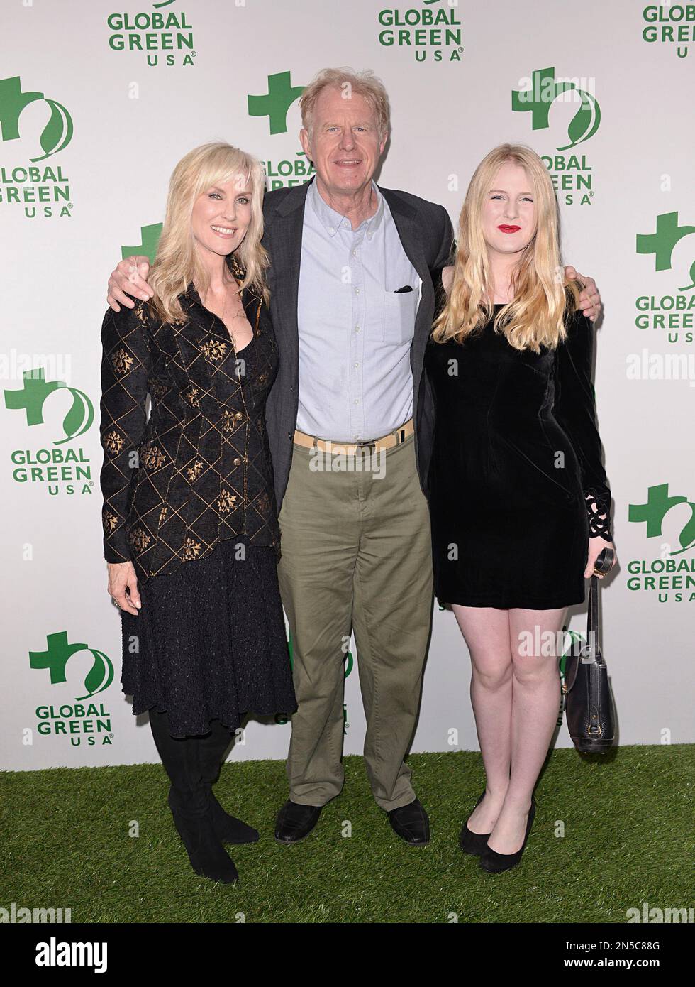 From left to right, Rachelle Carson, Ed Begley Jr. and daughter Amanda ...