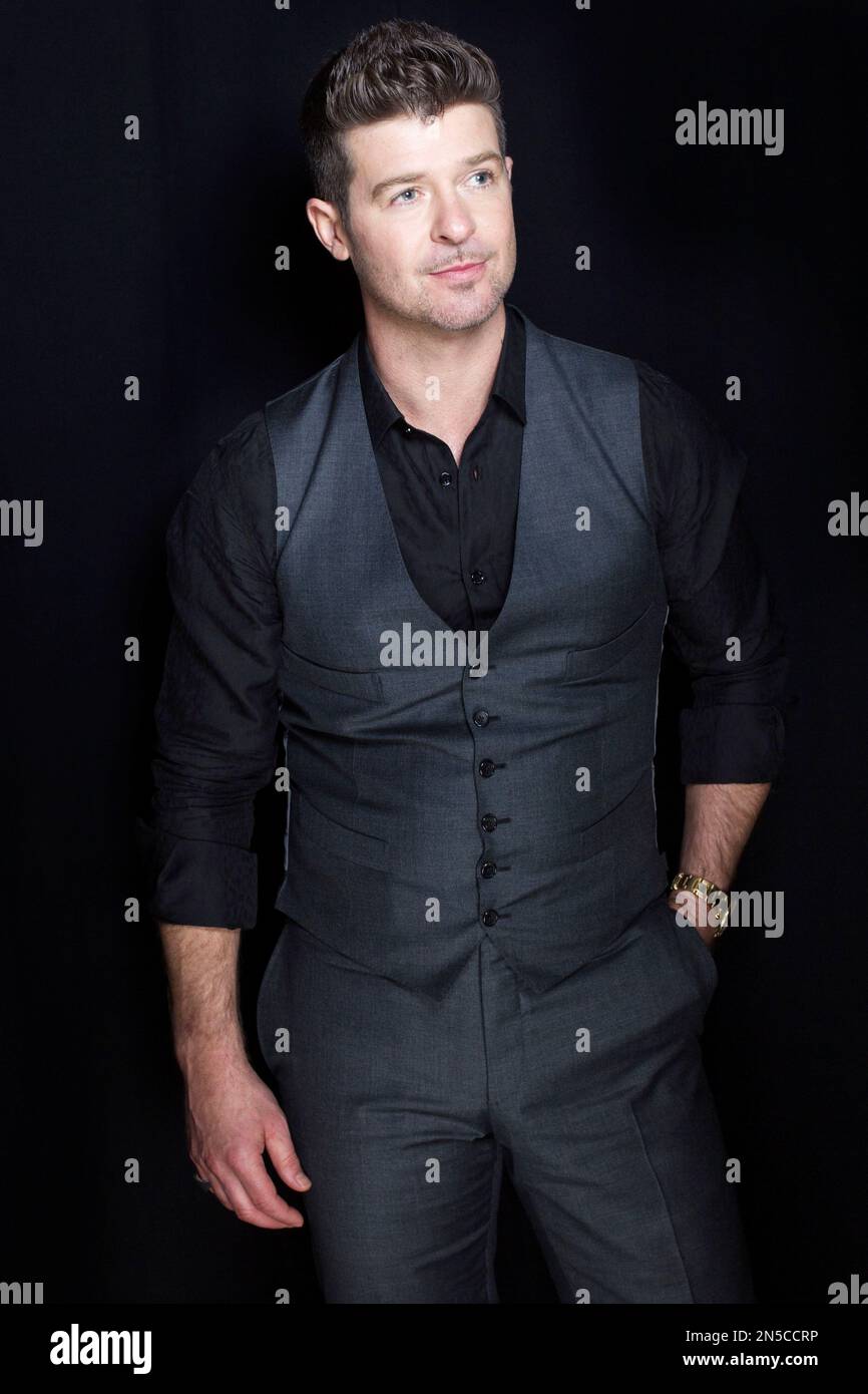 FILE - This Aug. 1, 2013 file photo shows R&B singer-songwriter Robin ...