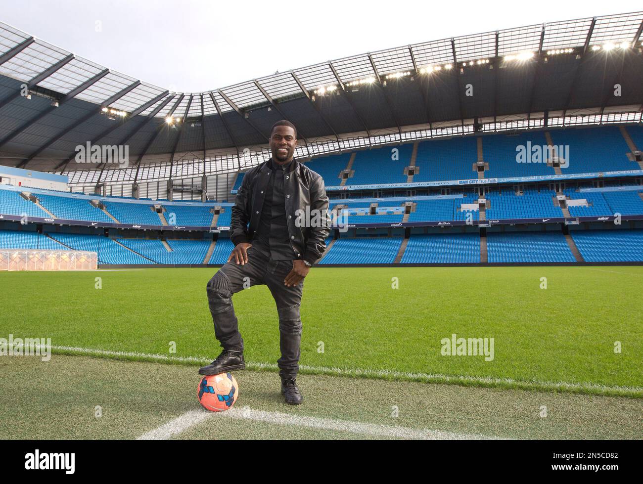 Ride Along actor and comedian Kevin Hart, inside the Manchester City ...