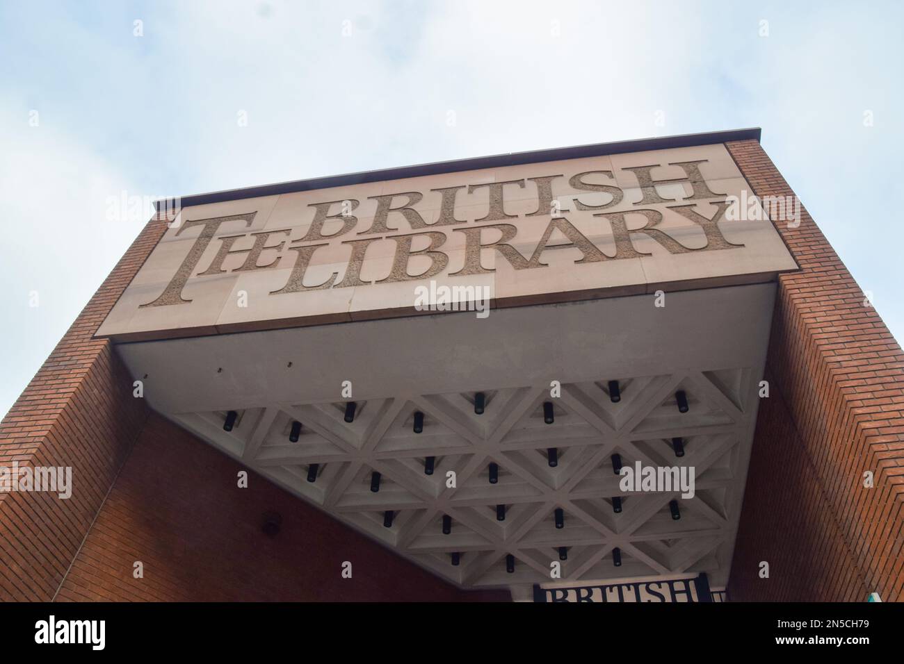 The british library logo hi-res stock photography and images - Alamy