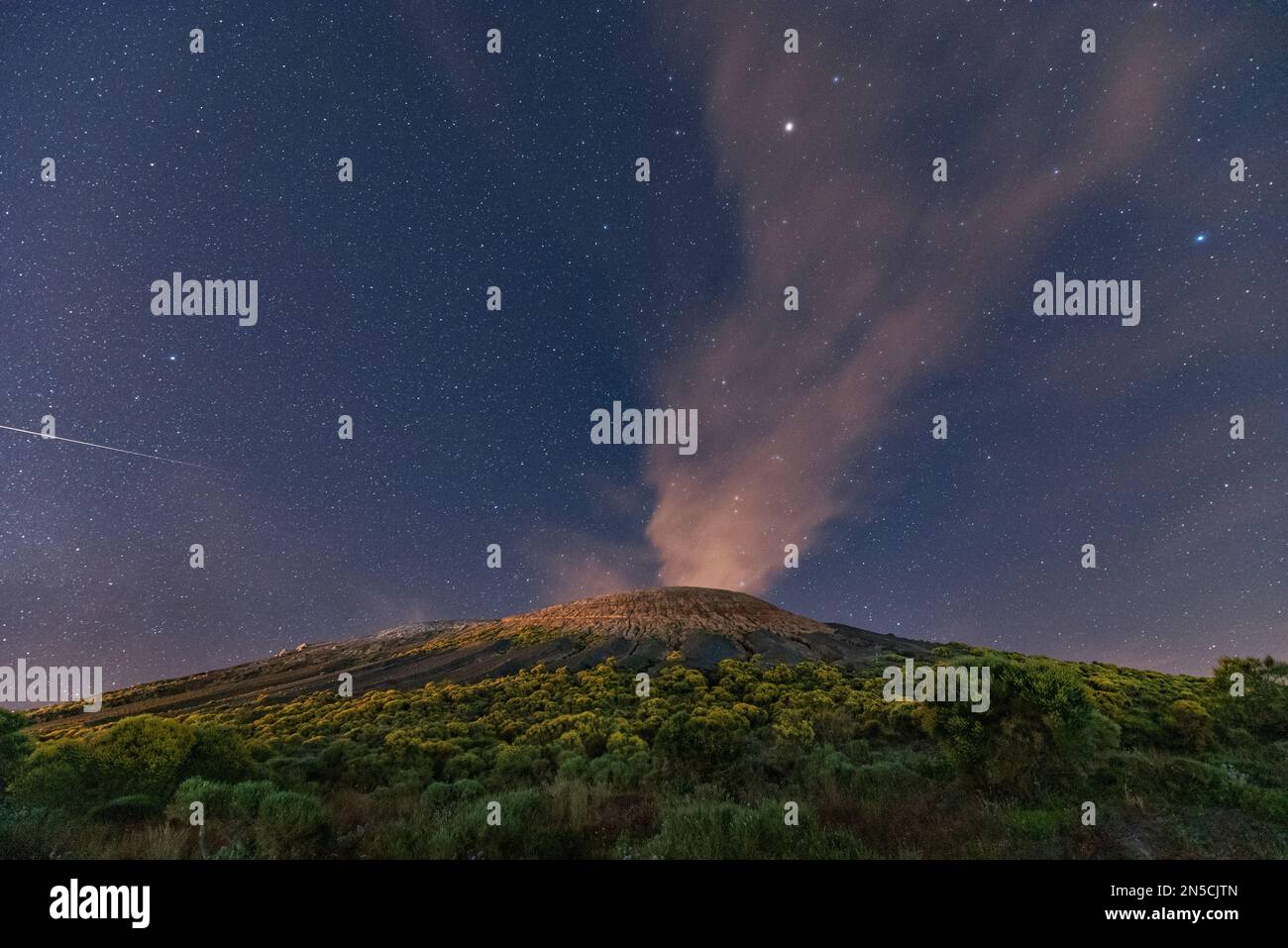 Starry sky on the great crater of Vulcano island, Italy Stock Photo - Alamy