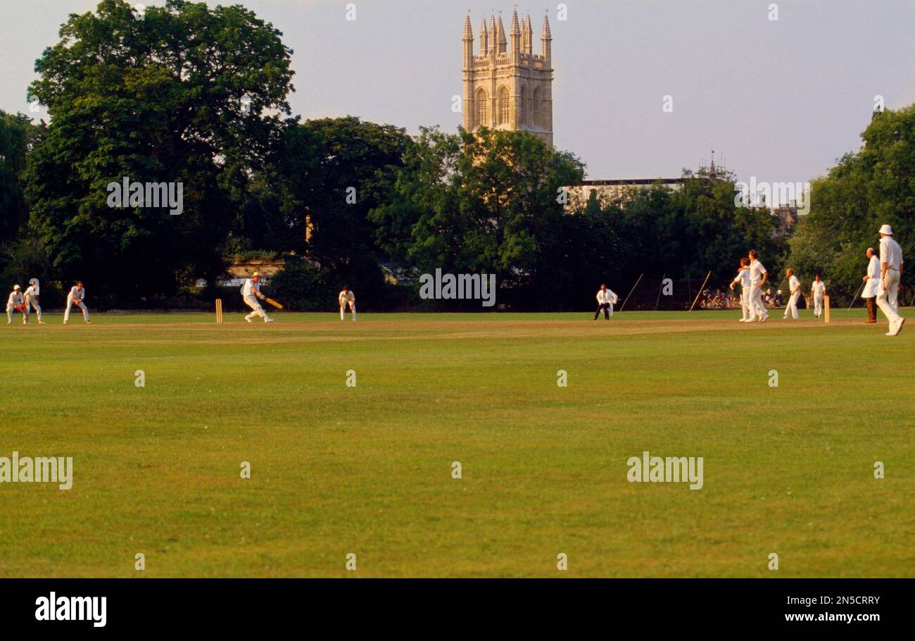 Village cricket match 1980s hi-res stock photography and images - Alamy