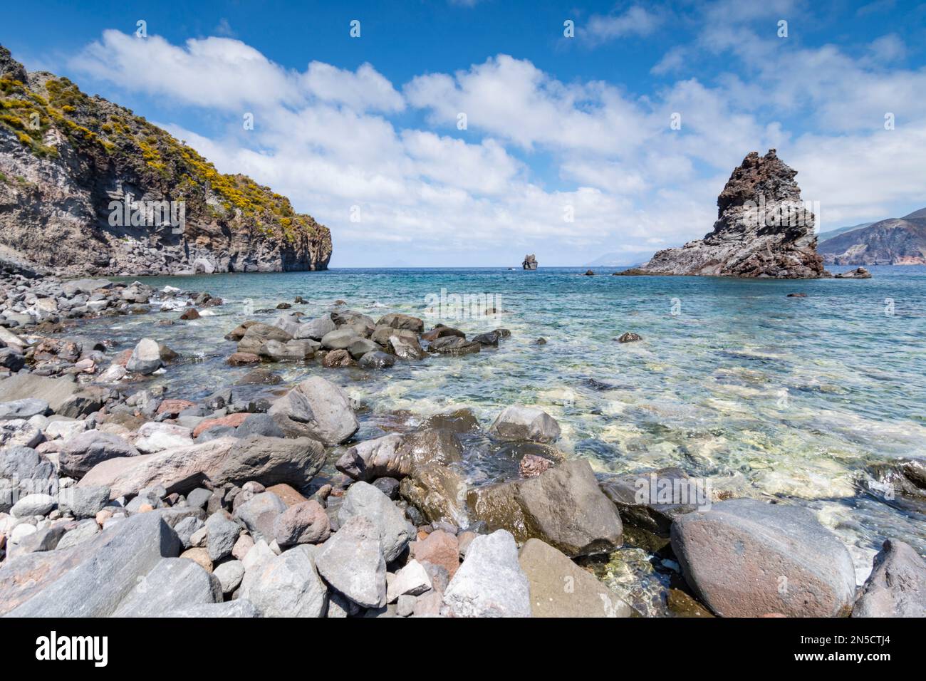 Vulcano mermaids rock hi-res stock photography and images - Alamy
