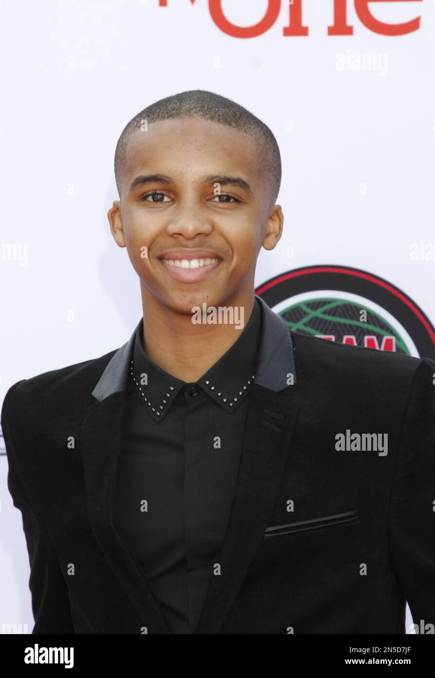 Donis Leonard Jr. arrives at the 45th NAACP Image Awards at the ...
