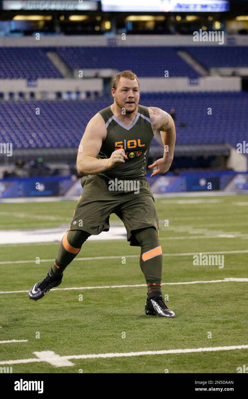 Missouri offensive lineman Justin Britt runs a drill at the NFL ...