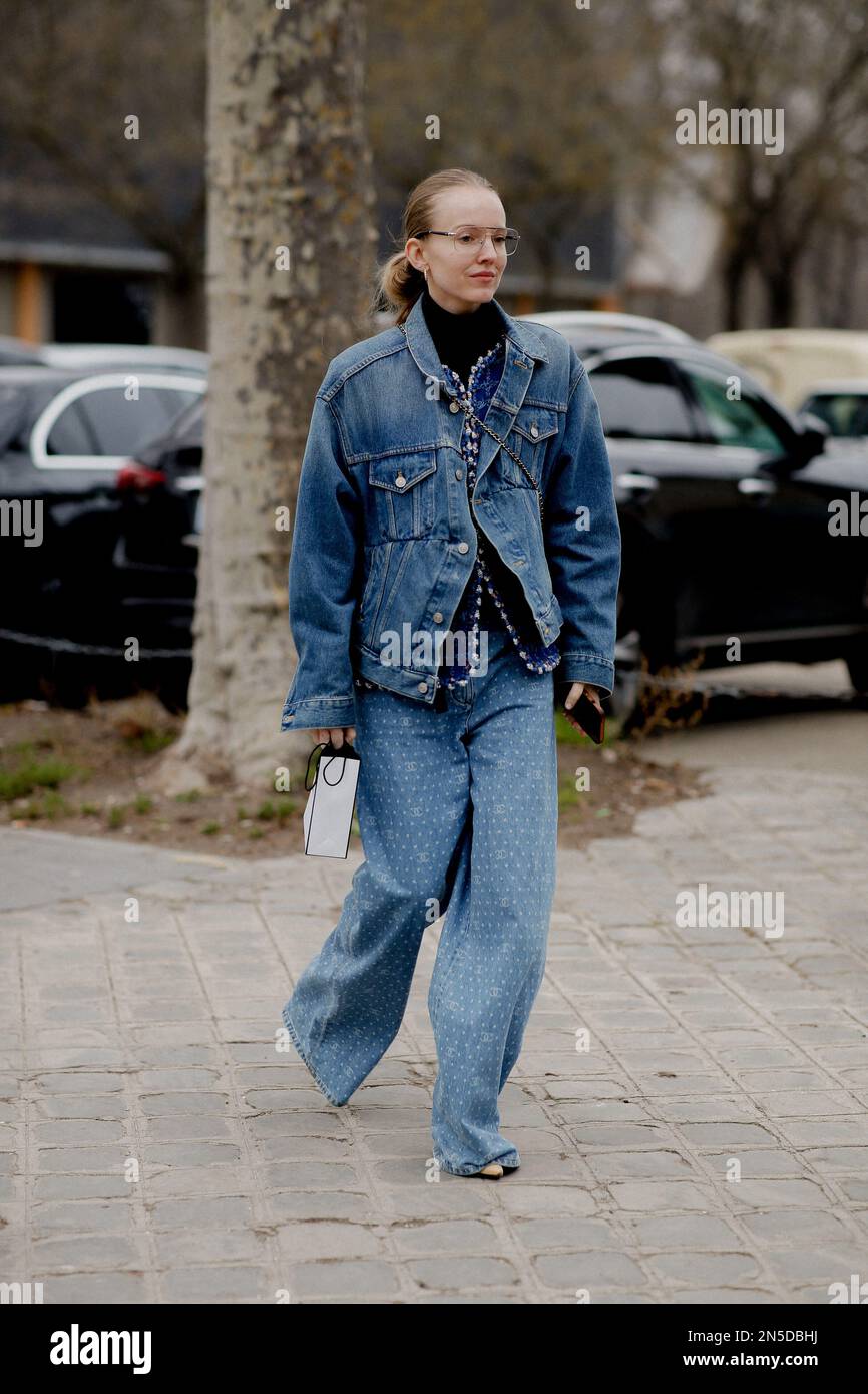 Street style, Alexandra Carl arriving at Chanel Spring Summer 2023 ...