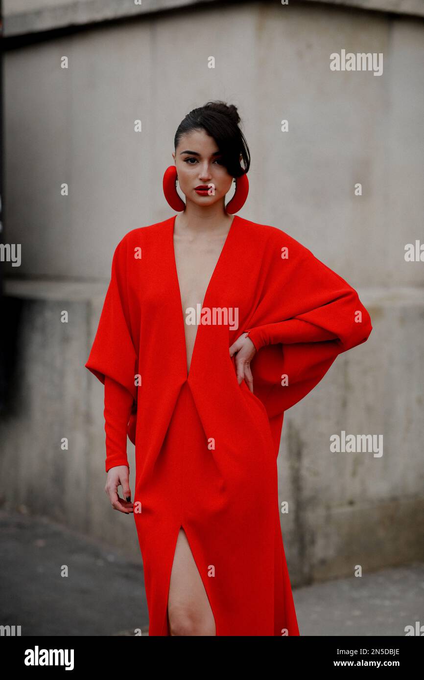 Street style, Cassandra Cano arriving at Stephane Rolland Spring Summer ...