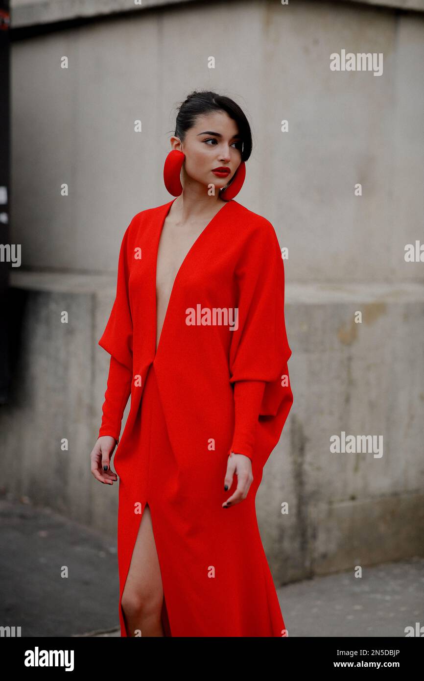 Street style, Cassandra Cano arriving at Stephane Rolland Spring Summer ...