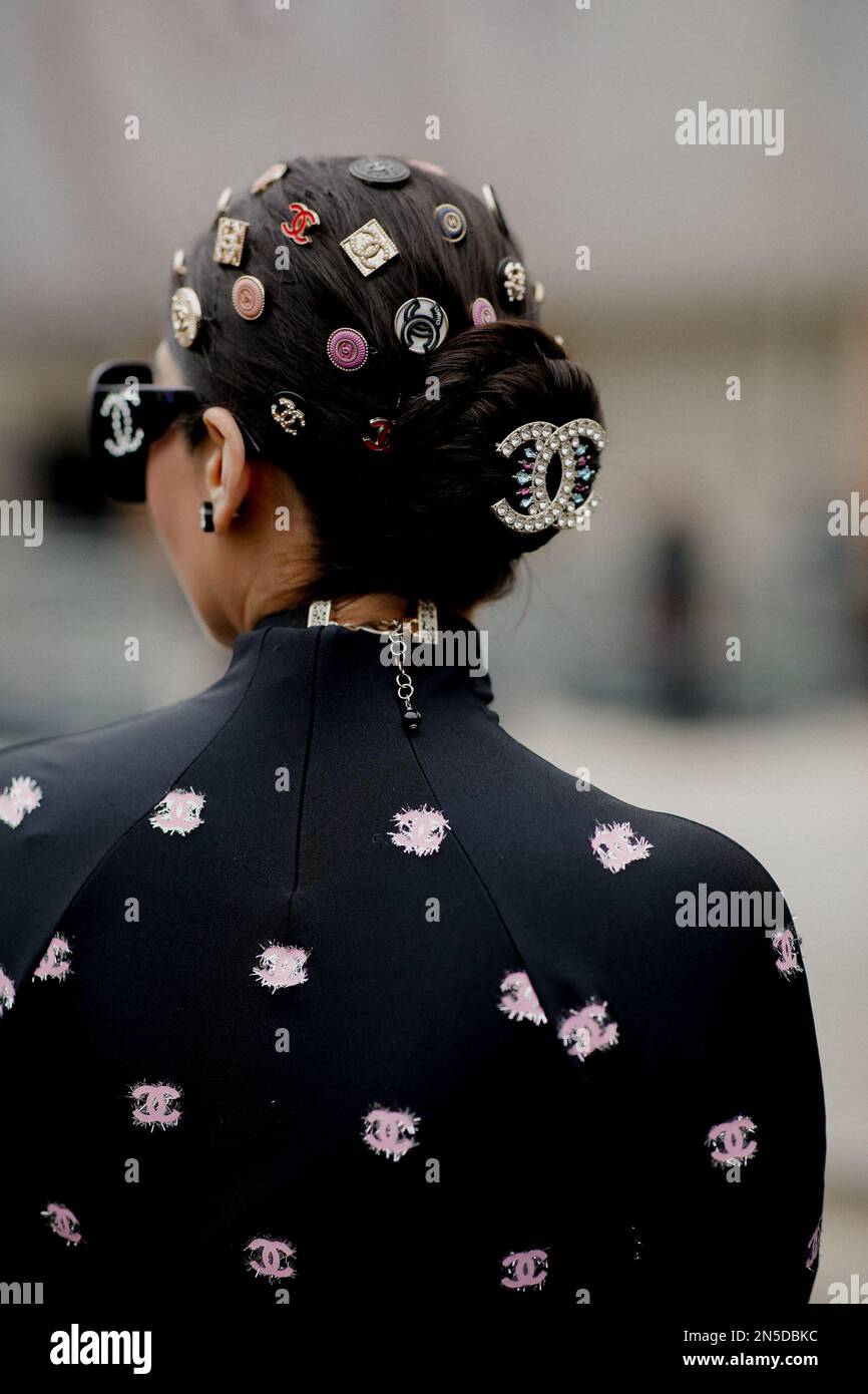 Street style, Jyoti Babani arriving at Chanel Spring Summer 2023 Haute ...