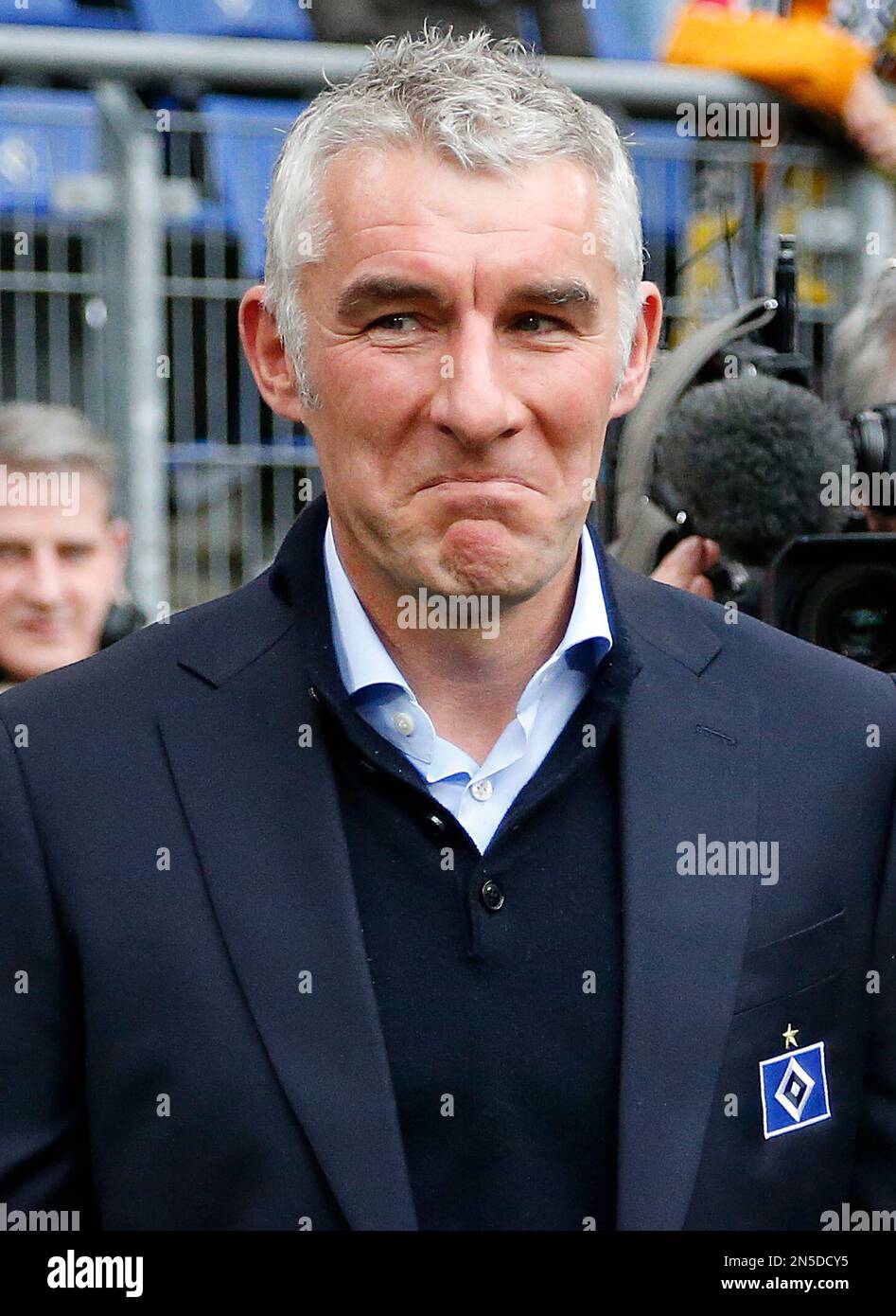 Hamburg's new head coach Mirko Slomka grimaces prior the German first ...