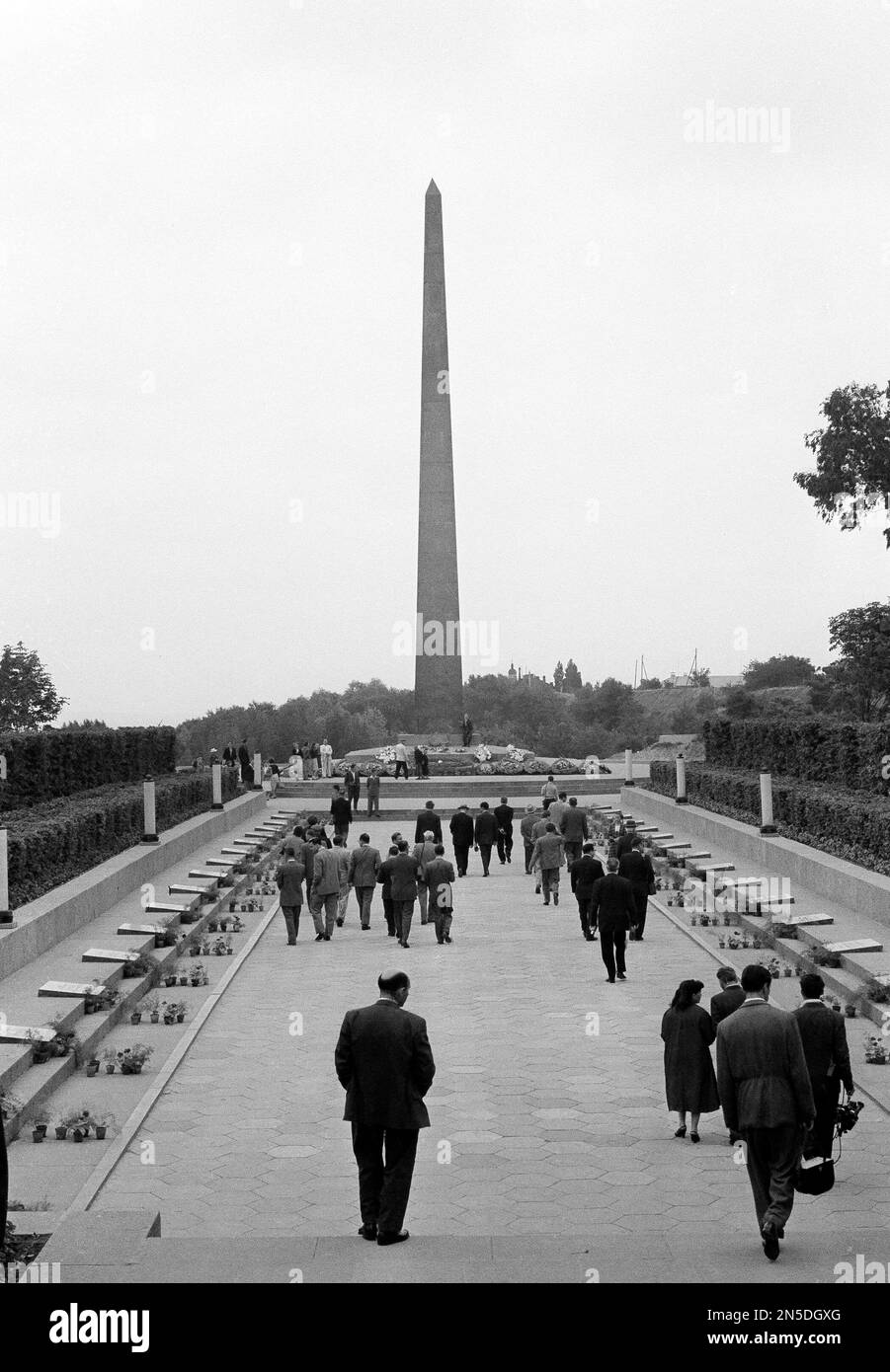 Monument to a World War II Unknown Soldier of the Ukraine, in Kiev ...