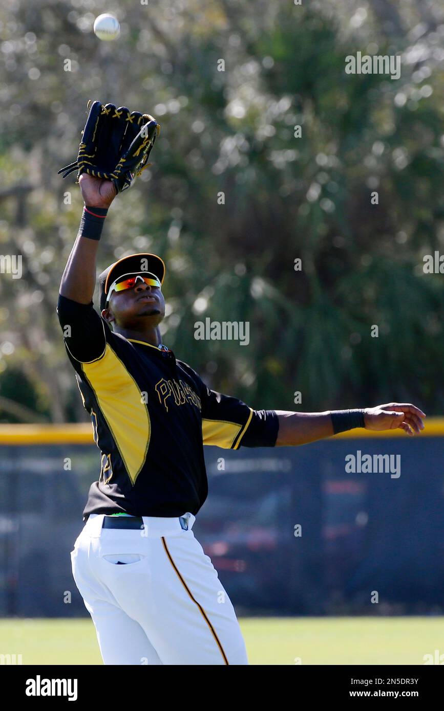 Pittsburgh Pirates' Gregory Polanco makes a catch during an outfield ...