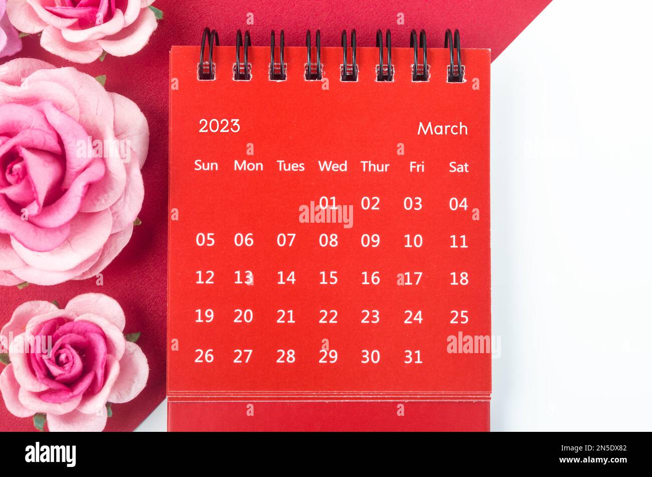 Red March 2023 Monthly desk calendar for 2023 year with pink rose Stock ...