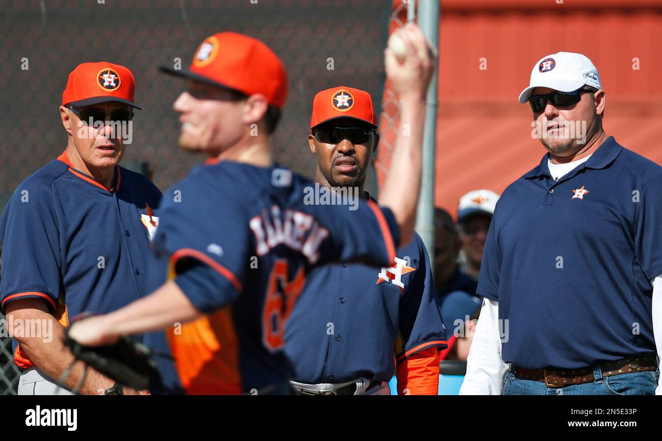 Houston Astros pitching coach Brent Strom, left, manager Bo Porter and ...