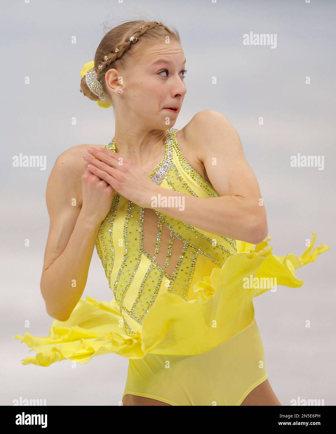 Polina Edmunds of the United States competes in the women's short ...