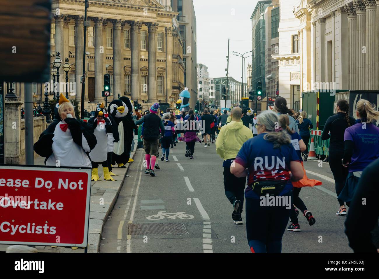 London Cancer Research Run Stock Photo - Alamy