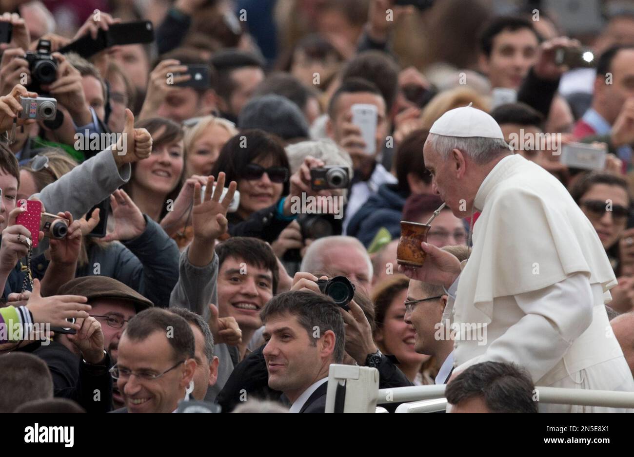 Pope Francis Pope drinks from a mate gourd, a traditional South ...