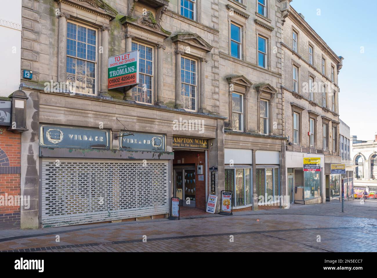Empty and closed down shops in Queen Square in Wolverhampton city ...