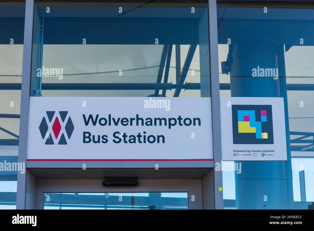 Wolverhampton Bus Station, Wolverhampton, West Midlands Stock Photo - Alamy