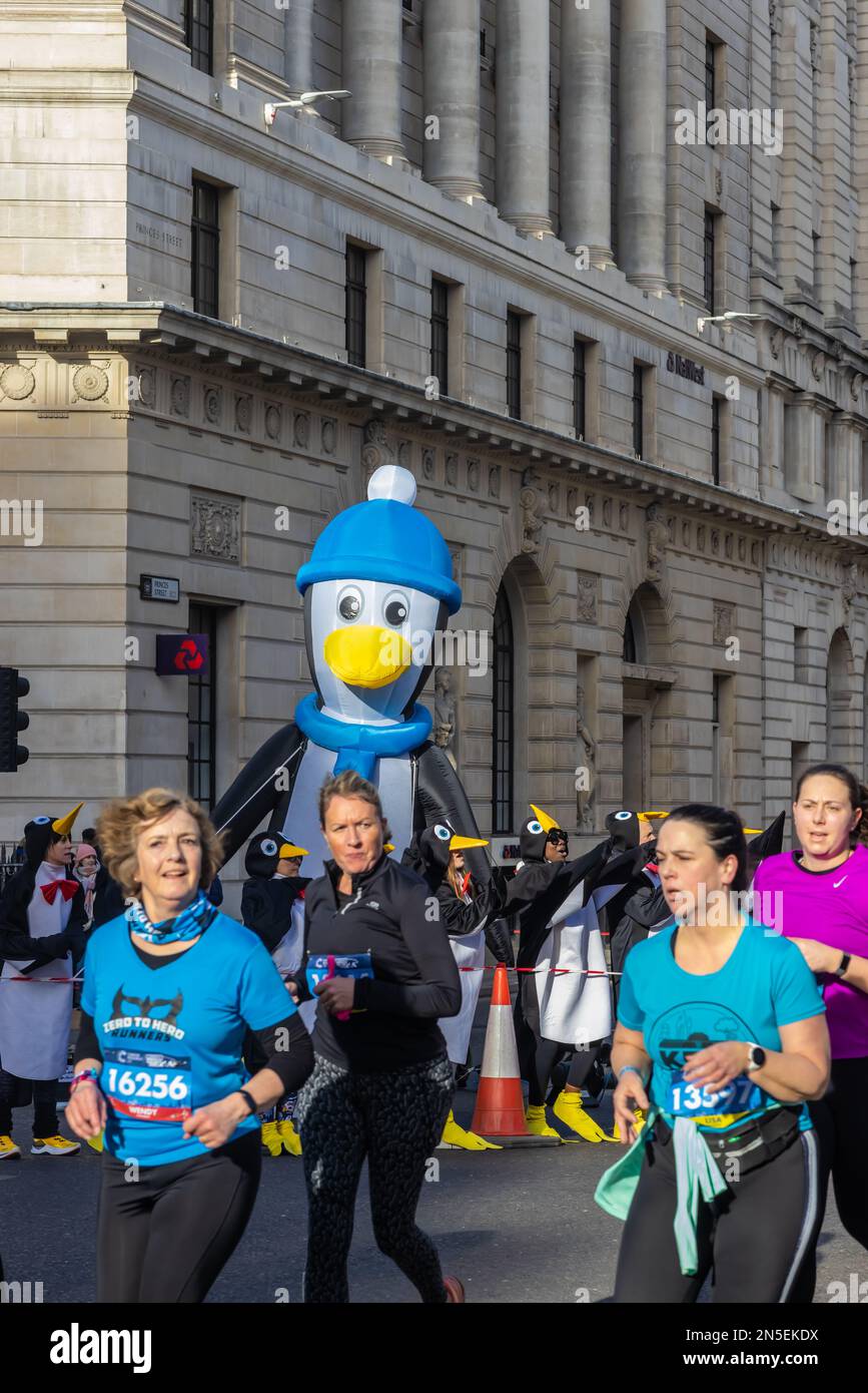 London Cancer Research Run Stock Photo - Alamy