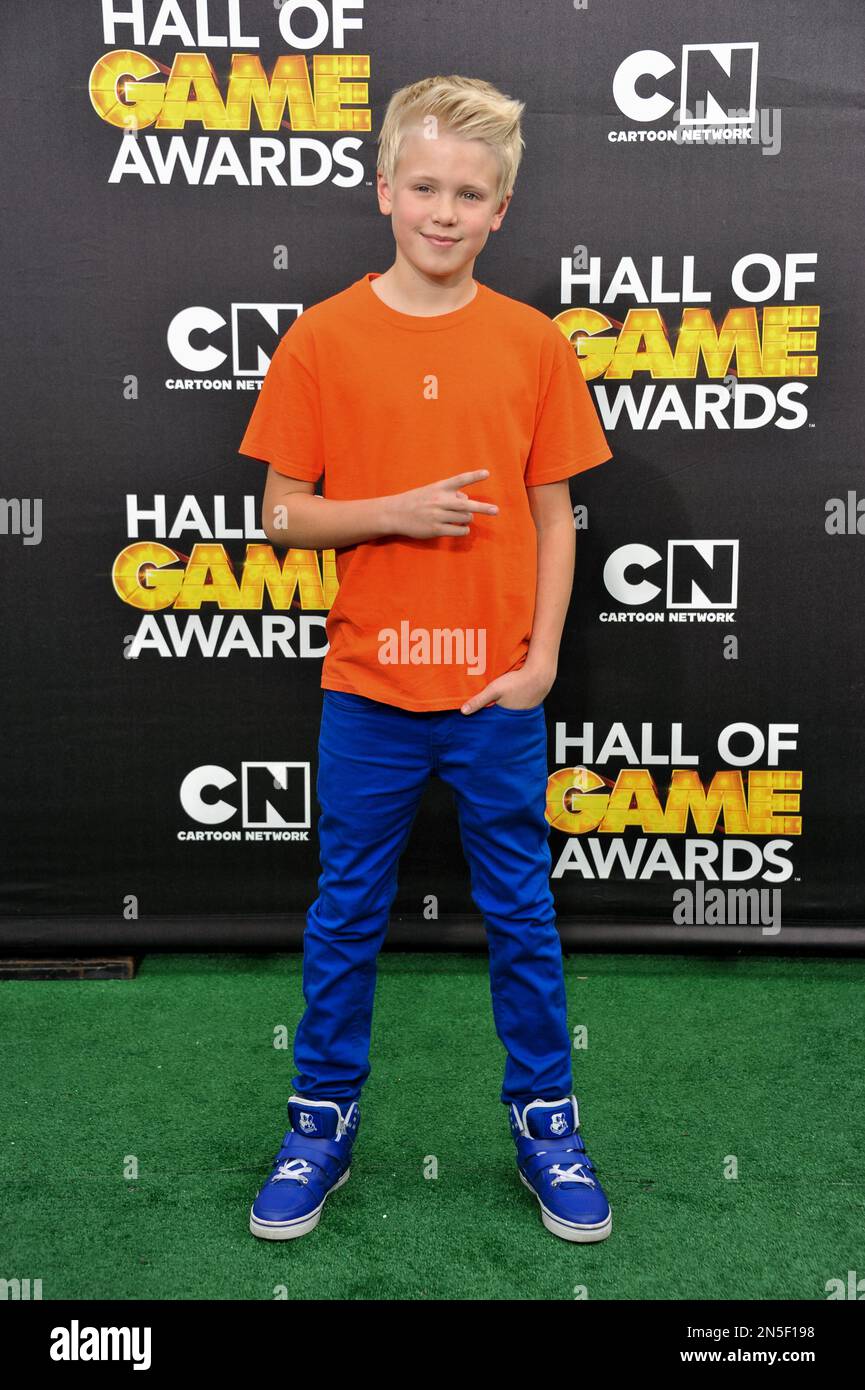 Carson Lueders arrives at the 4th Annual Hall of Game Awards on ...