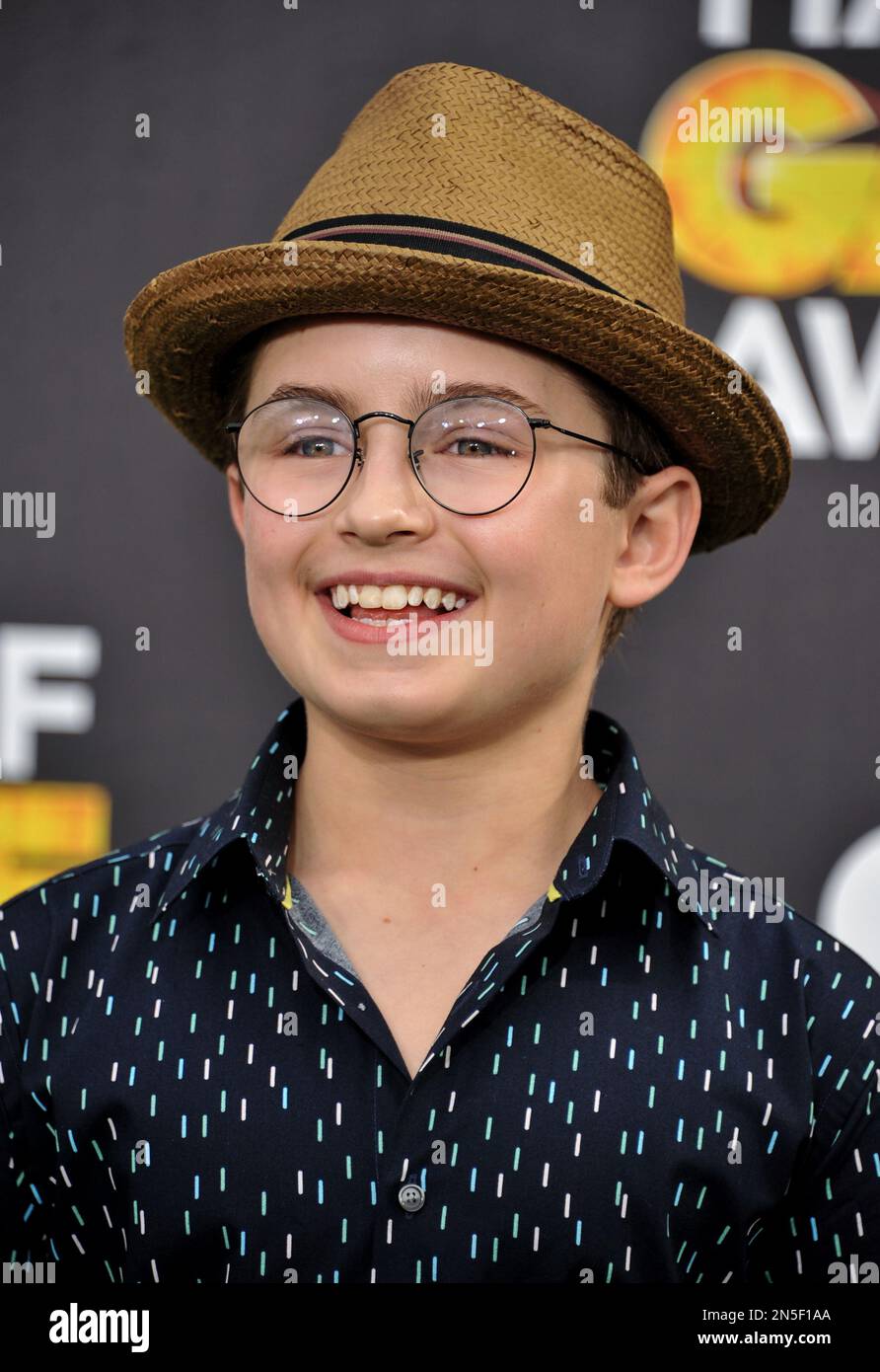 Sean Giambrone arrives at the 4th Annual Hall of Game Awards on ...